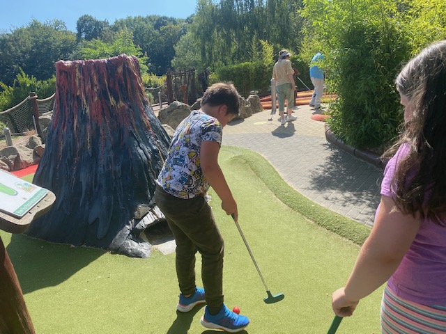 A Day Out at Rascal Bay Adventure Golf ⋆ Jupiter & Dann